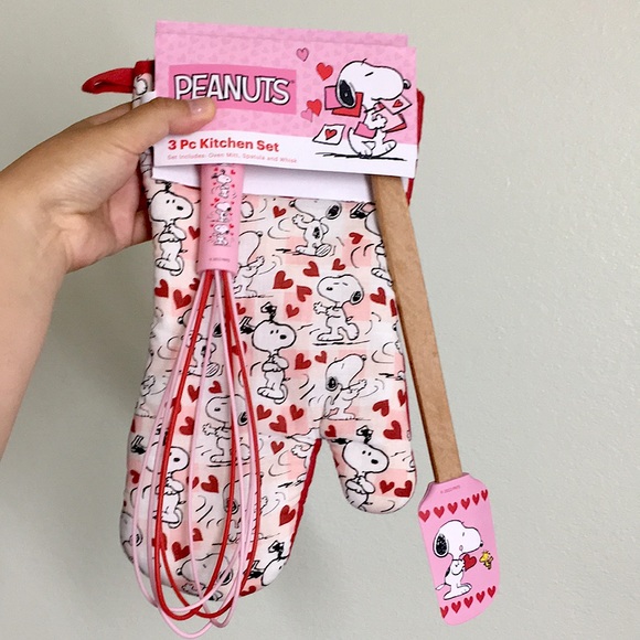 Peanuts | Kitchen | Snoopy 3 Pc Kitchen Set New | Poshmark